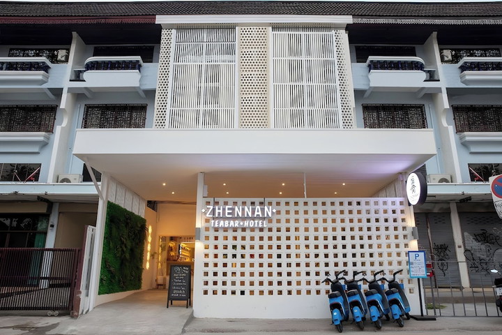 Zhennan Teabar Hotel - Chiang Mai