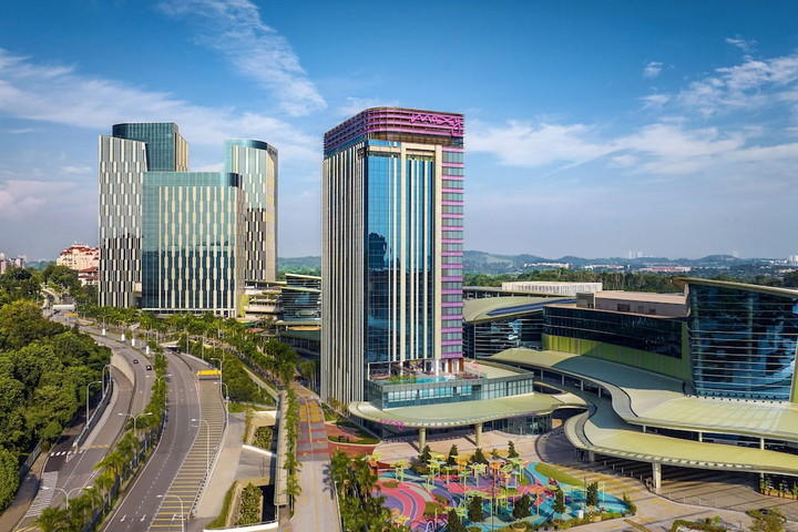 Moxy Putrajaya - Kajang