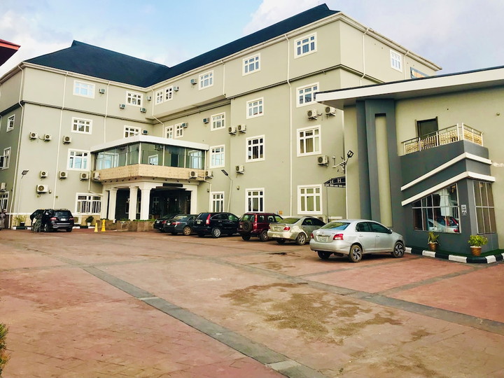 Adj Royalty Hotel & Suites - Benin City
