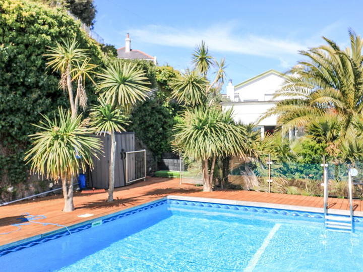 Delmonte Lodge - Torquay