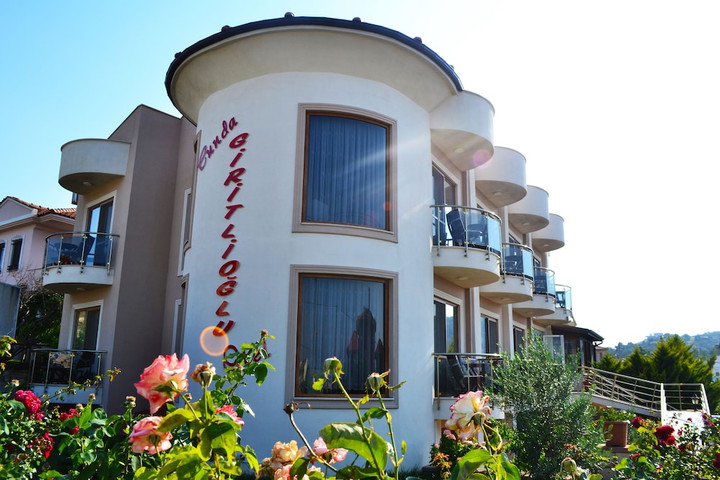 Cunda Giritlioğlu Otel - Marmara Bölgesi