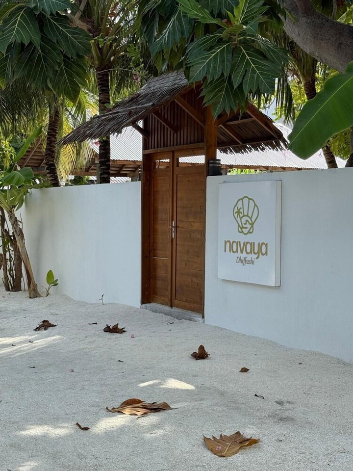 Navaya Dhiffushi - Maldives