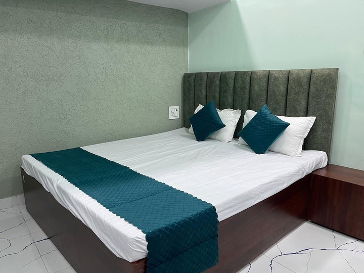 Hotel S.s.a - Orchha