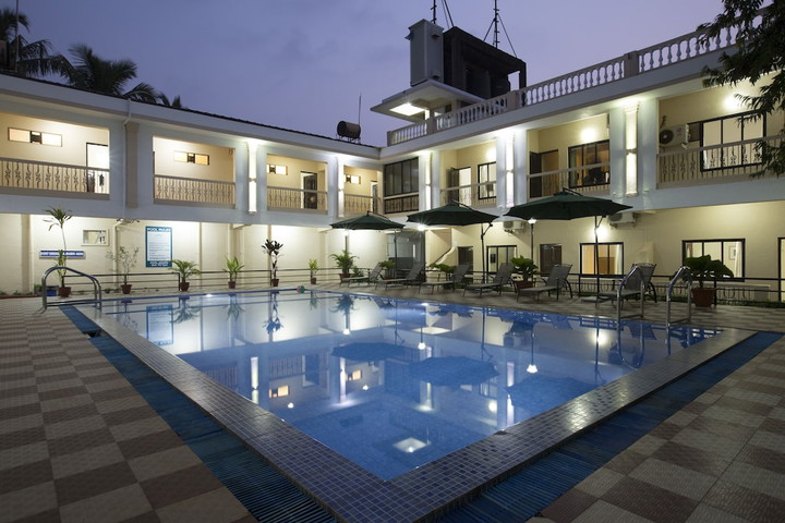 Serenity By The Sea Beach Resort - Goa