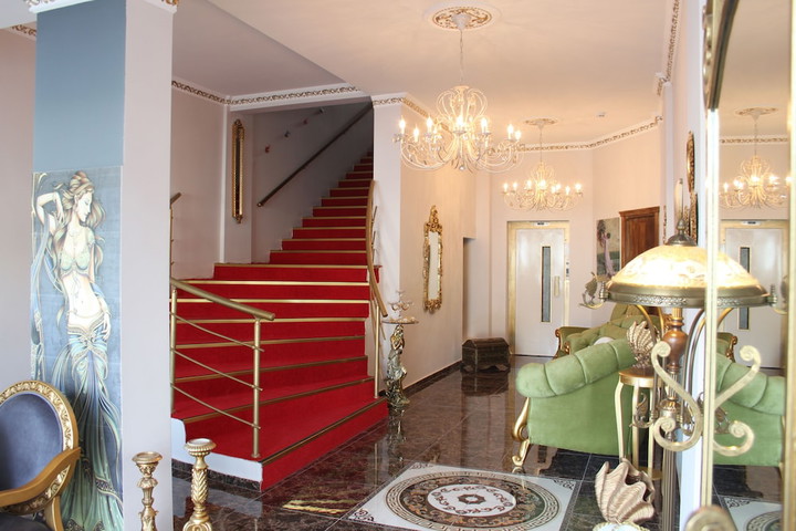 Huri & Nuri Hotel - Foça