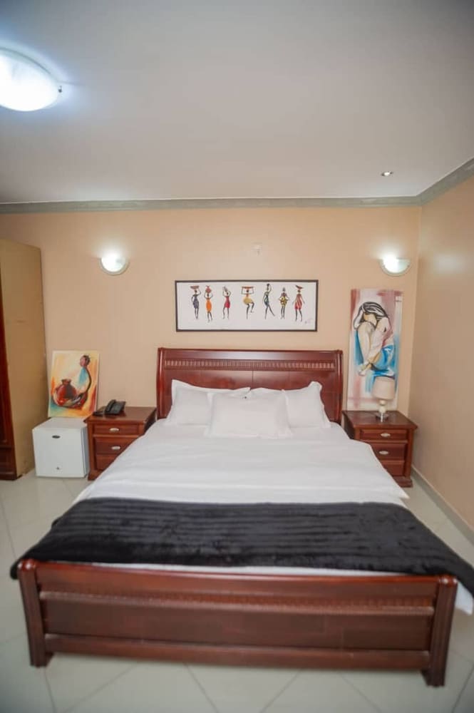 Room-a Charming Bed In Lubumbashi - Lubumbashi