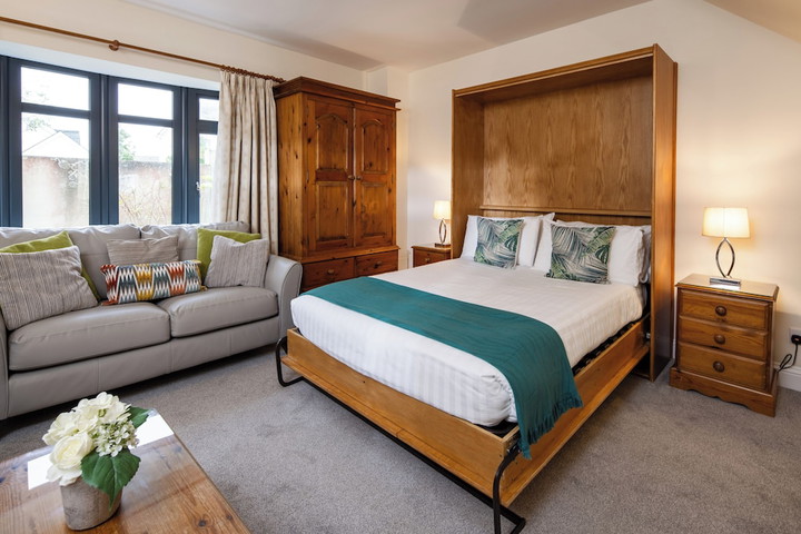 The Uplands Serviced Apartments - Jersey