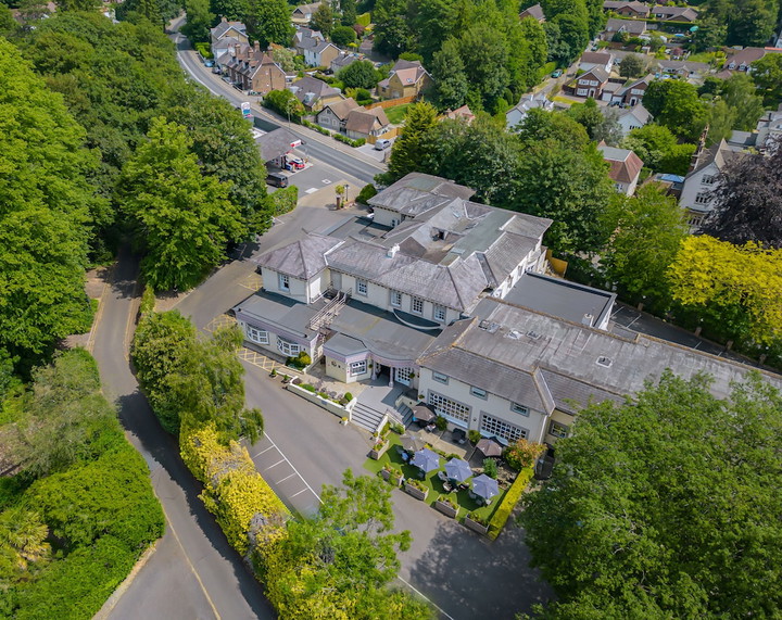 Reigate Manor - Redhill