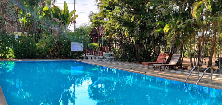 Thongpaeka Hotel - Buri Ram