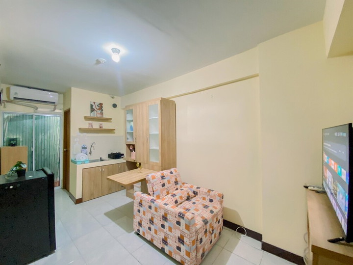 Comfort Living 2br At Cinere Resort Apartment - Jakarta