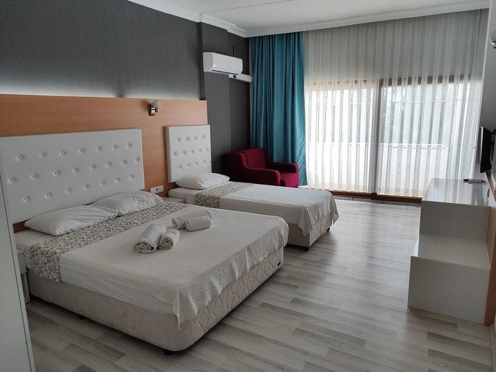 Uğur Otel - Kaş