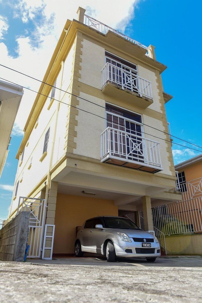 Timbos Apartelle - Dominica