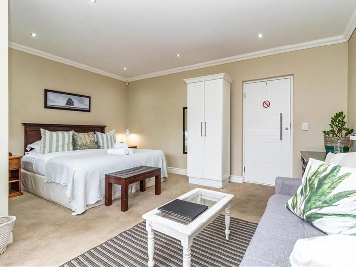 Hermanus Cliff Path Lodge - Hermanus