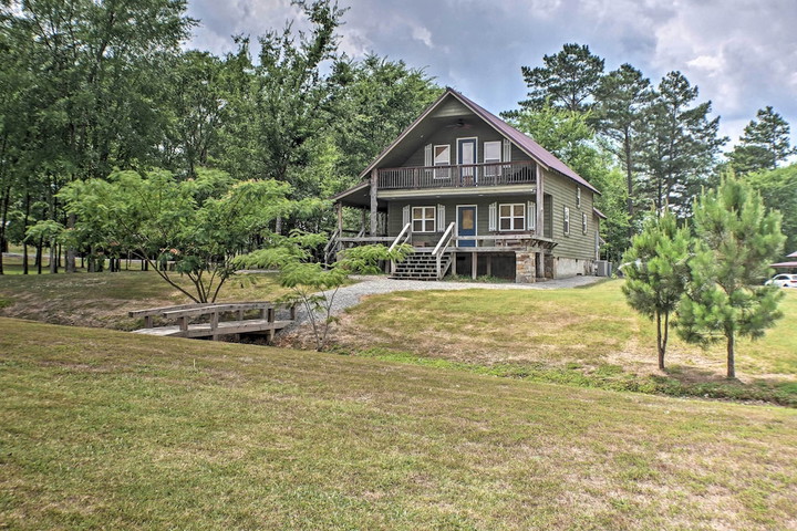 The Chalet At Kudzu Cove Cabins Resort - Alabama