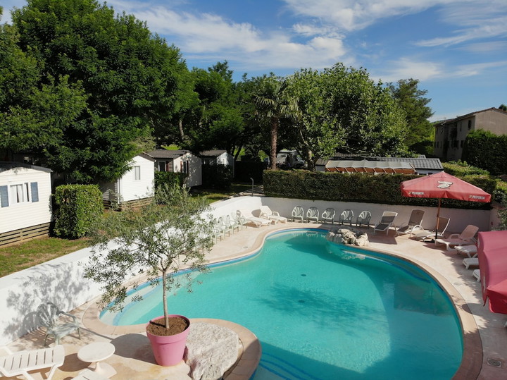 Camping Le Casque Roi - Vallon-Pont-d'Arc