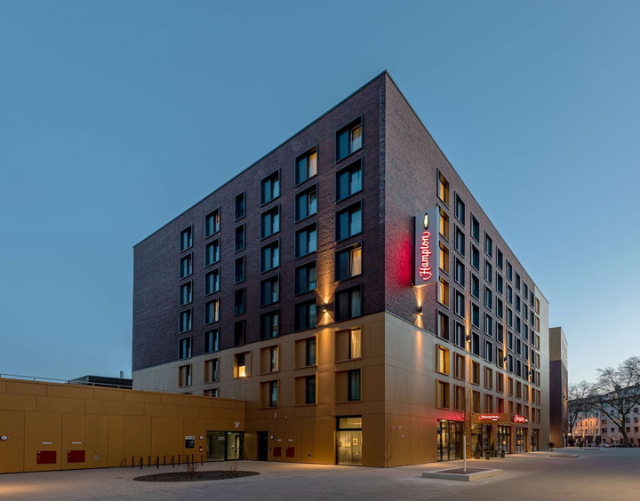 Hampton By Hilton Düsseldorf City Centre - Düsseldorf