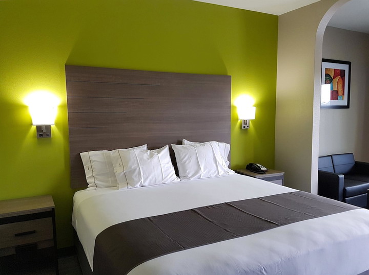 Empire Inn Cypress - Tomball, TX