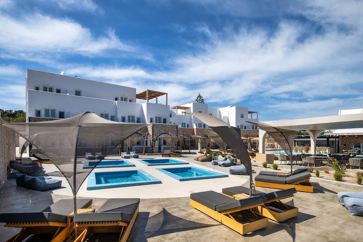 Aelia Luxury Suites - Santorini