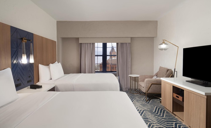 Hotel Royer Urbana Champaign, Tapestry Collection By Hilton - Champaign, IL