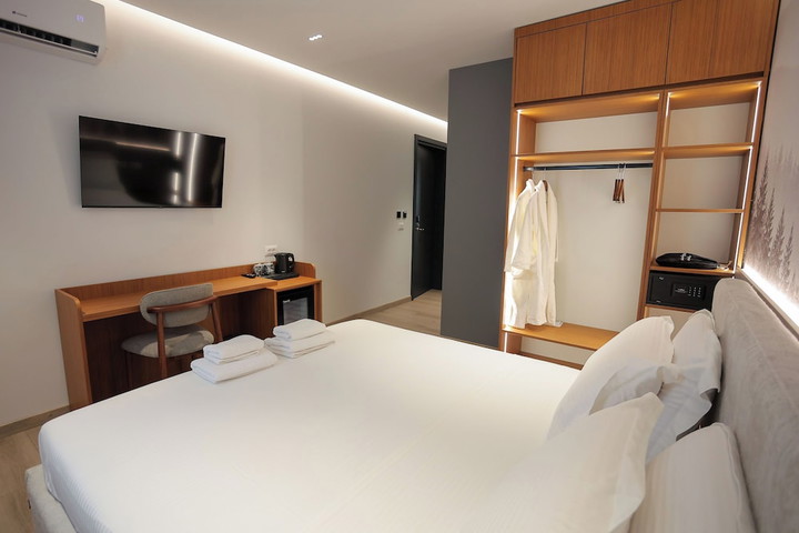 Select Boutique Hotel - Tirana