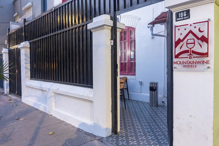 International Mountainwine Hostels - Santiago, Chile