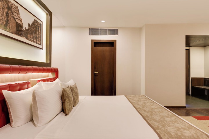 The Phlox Hotel - Hubli