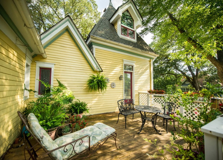 Sugar Magnolia Bed & Breakfast - Atlanta, GA