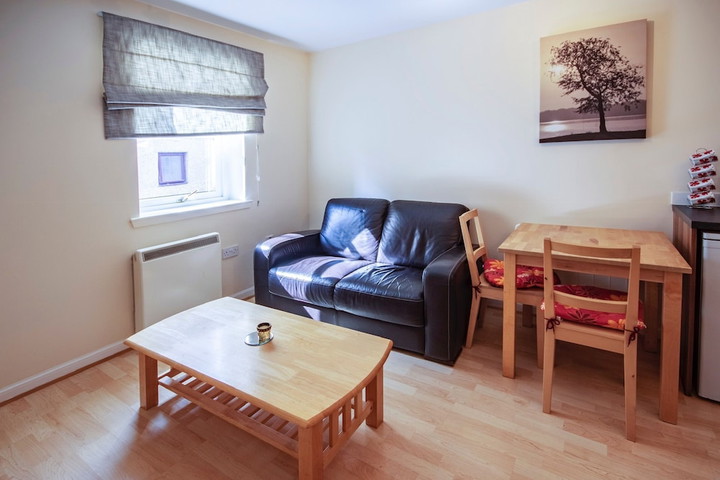 5 Varis Apartments - Forres