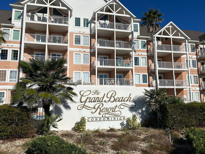 Grand Beach Resort 105 - Gulf Shores, AL