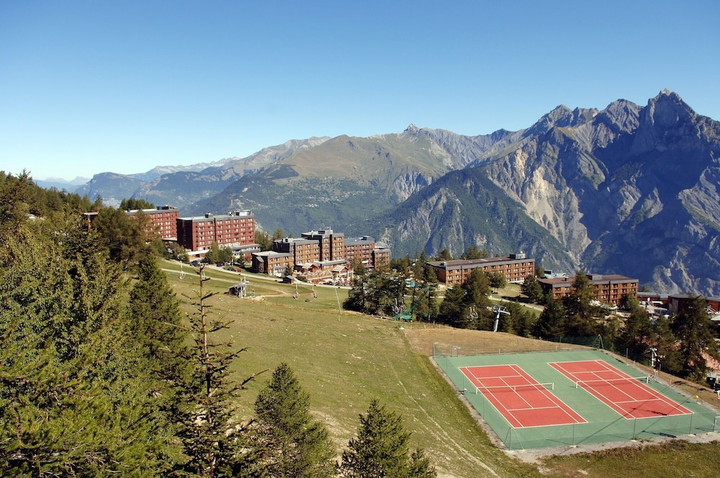 Club Vacances Bleues Arc-en-ciel - Ski Pass Inclus - Montricher-Albanne