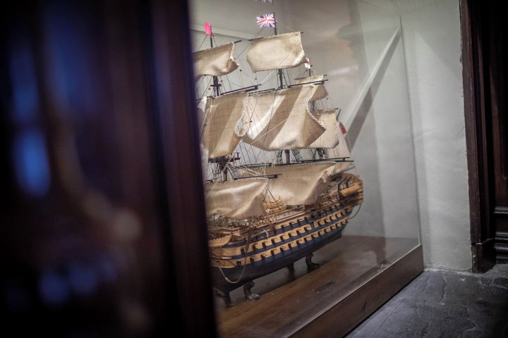 1777 The Albion - Poole