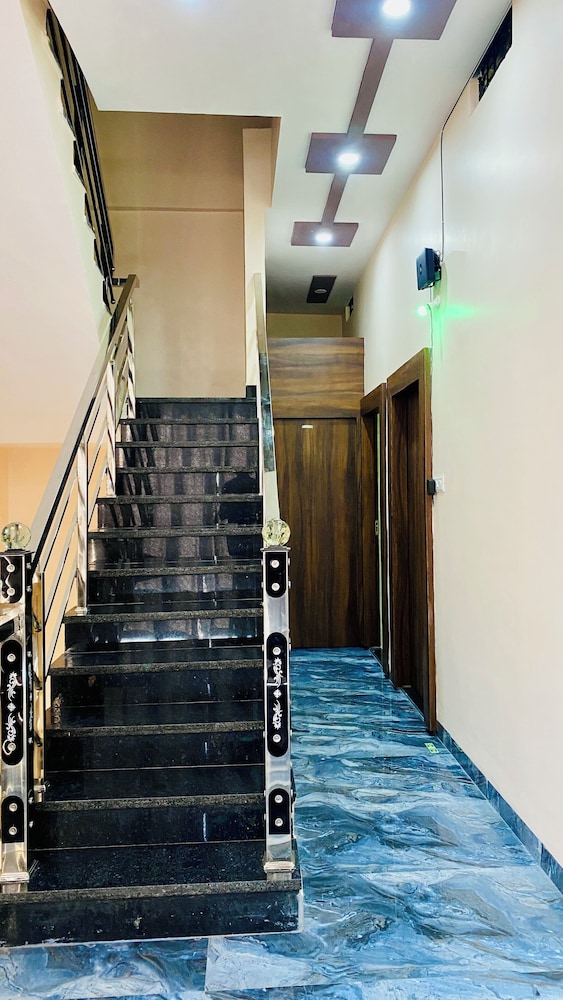 Hotel Shree Sita Ram Kutti - Ujjain