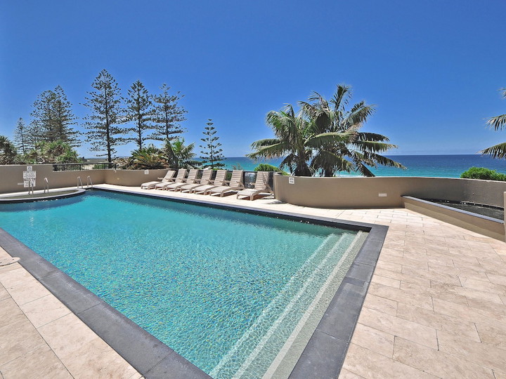 Clubb Coolum Beach Resort - Coolum Beach