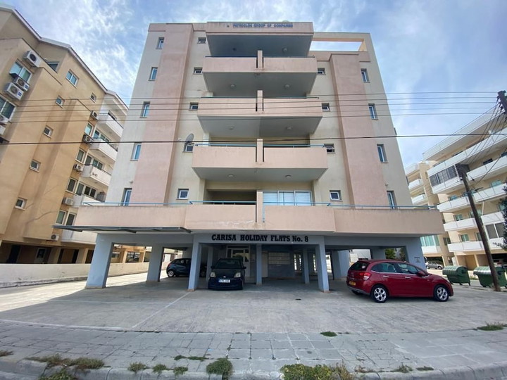 Andrea 3-br Apt In Mackenzie With Pool - Lárnaka