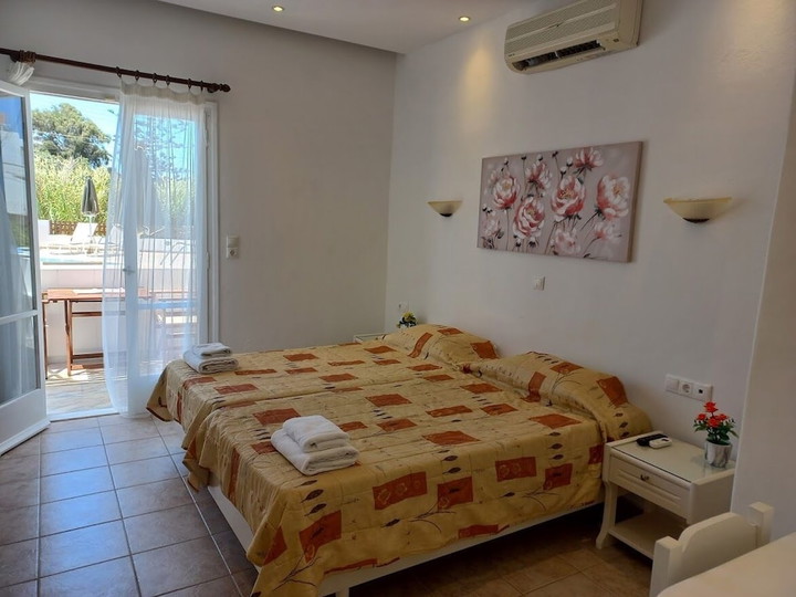 Anna Studios - Naxos