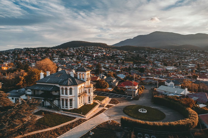 Maylands Lodge - Hobart