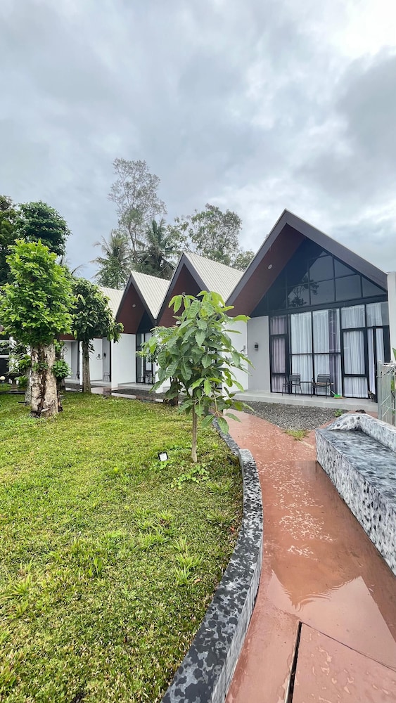 Alenay Resort Kulonprogo - Yogyakarta