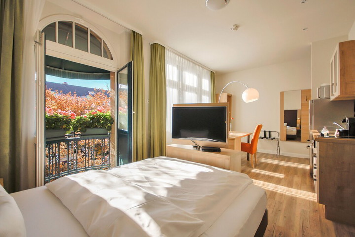 Apartmenthotel Kaiser Karl (  Self-check-in ) - Bonn