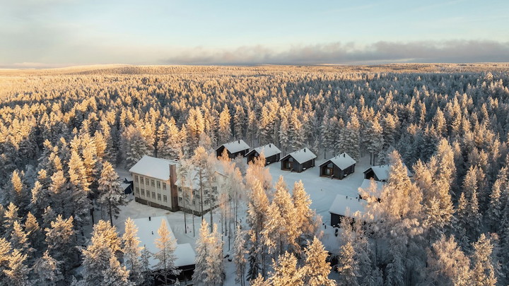 Skýra Retreat -