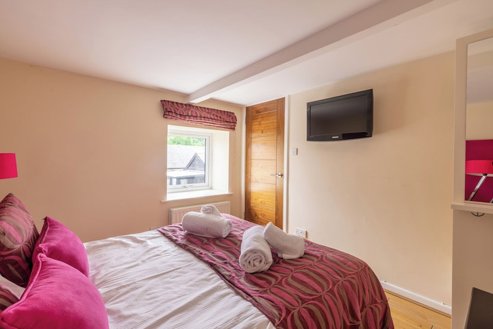 Hayloft Cottage - North East Escapes - Bamburgh
