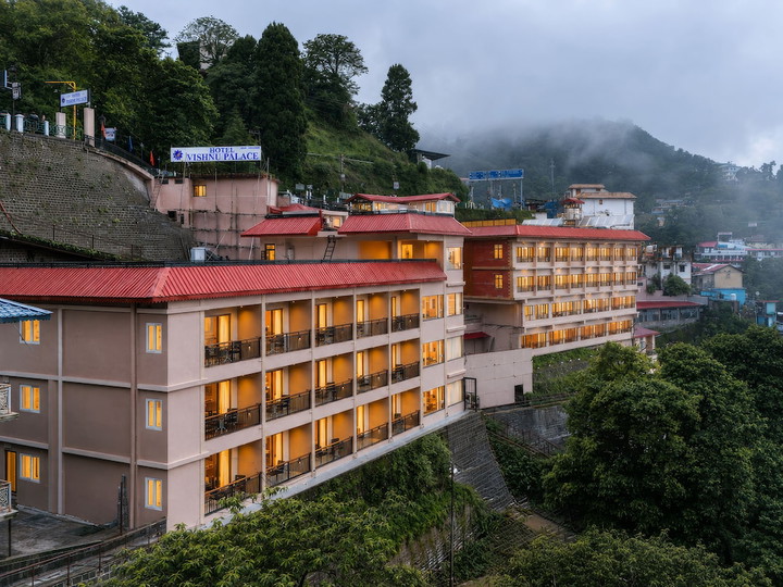 Hotel Vishnu Palace - Mussoorie