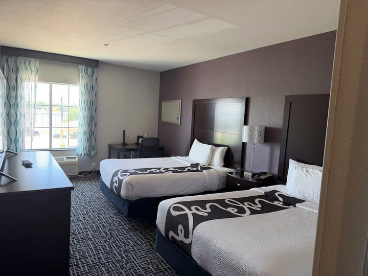 La Quinta Inn & Suites By Wyndham Dfw Airport West - Euless - Euless, TX