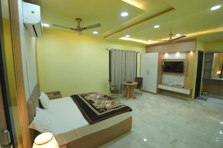 Rajkumar Garden & Resort - Vrindavan