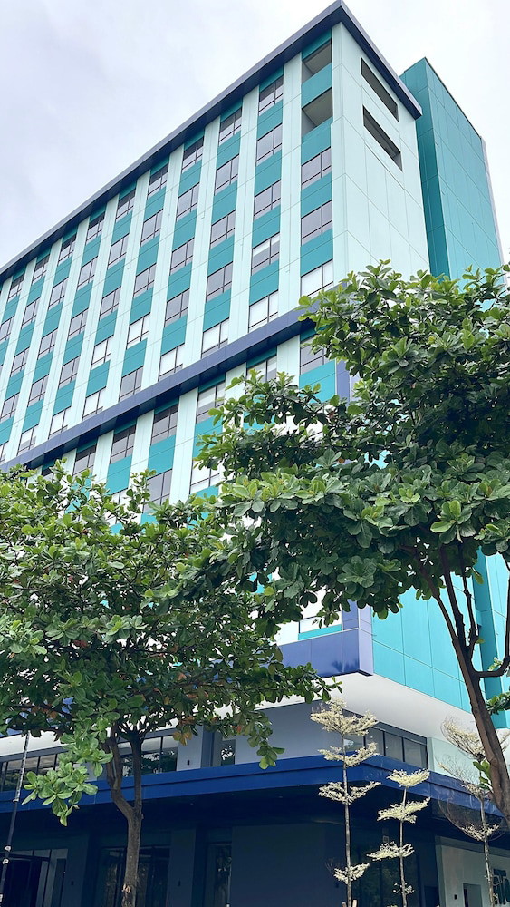 Atooi Hotel Alam Sutera - Jakarta