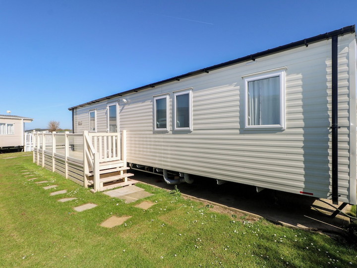 Seaside Retreat - Selsey