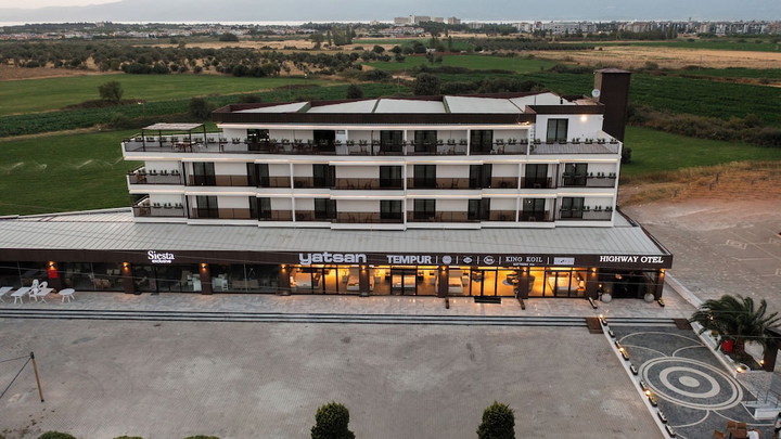 E87 Highway Otel - Burhaniye