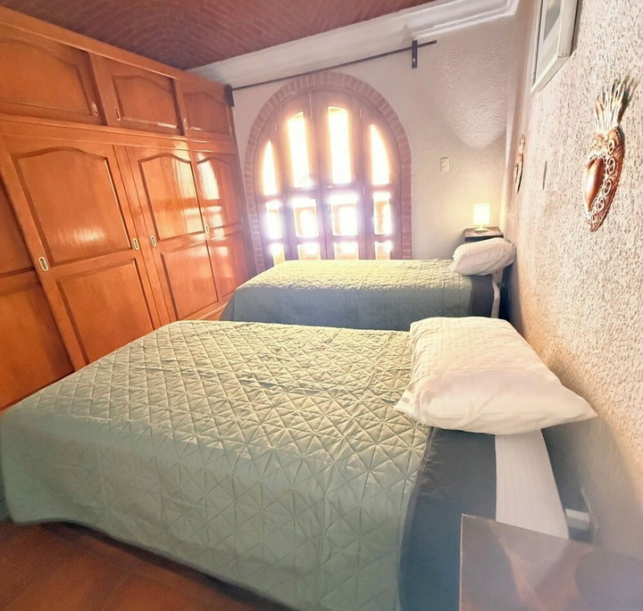 Hotel Casa Orquidea Youth Hostel - San Miguel de Allende