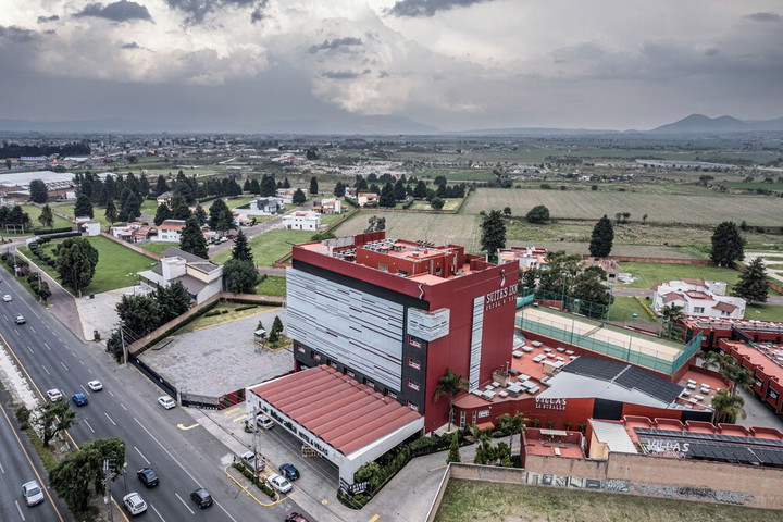 Suites Inn La Muralla Metepec - Toluca
