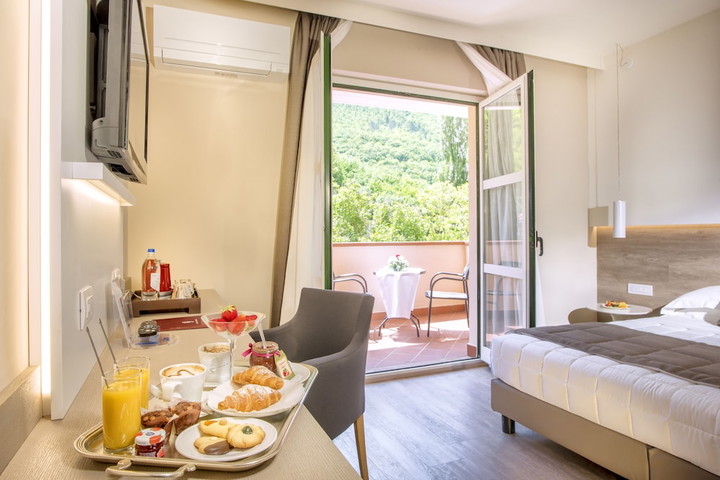 Guesia Village Hotel & Spa - Umbria