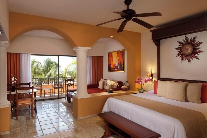 Beach Resort Suites - Cabo San Lucas